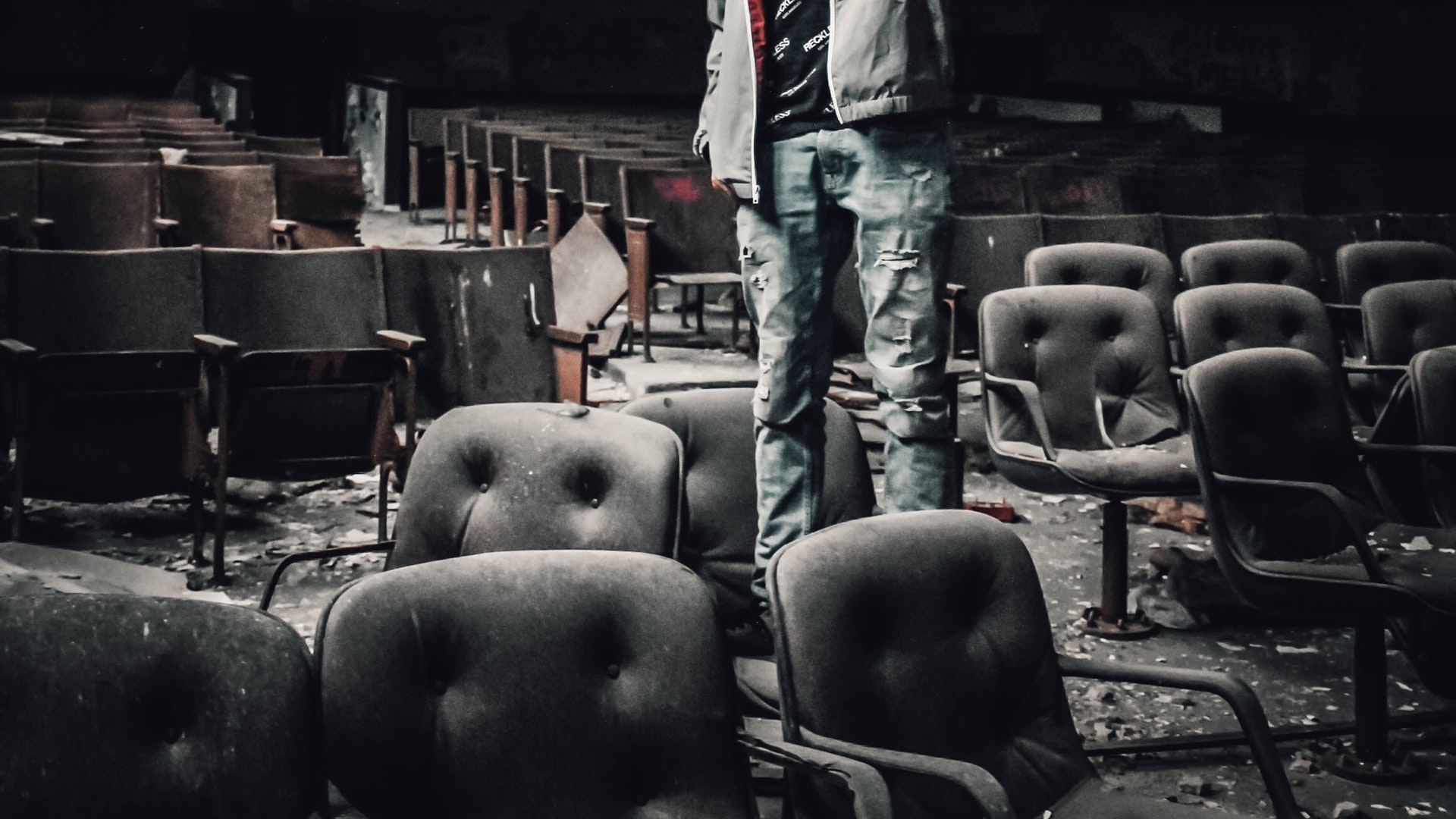 Profanity common in workplace but cuts down respect - Logos Sermons