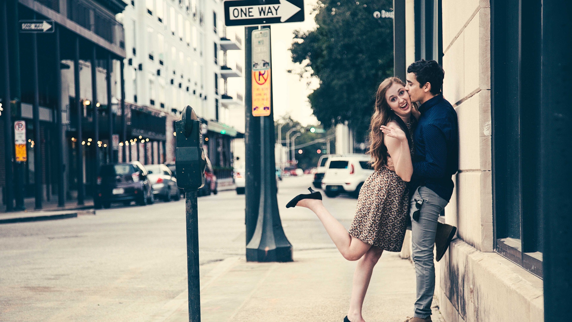 Most famous and infamous kiss of all time - Logos Sermons