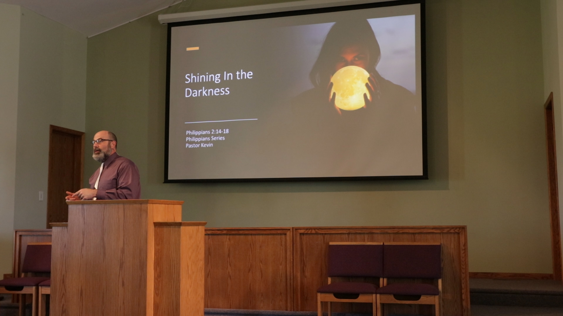 Shining In The Darkness - Phil. 2:14-18 - Pastor Kevin Barnhart - Logos ...