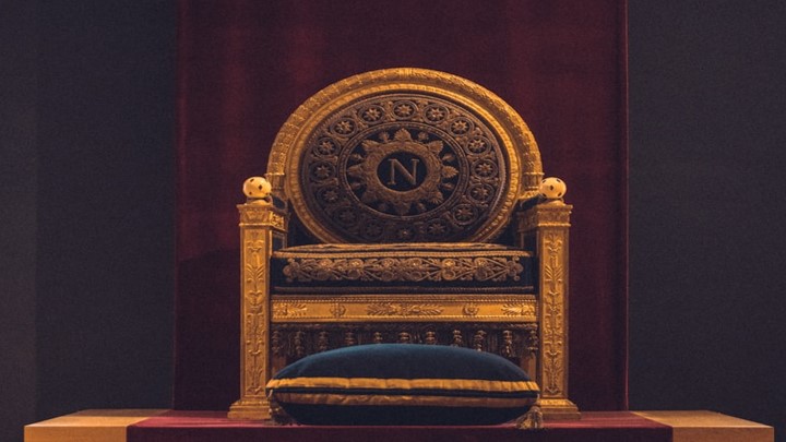 3 July 2022 The Throne of Grace with Pastor Andrew Gross - Logos Sermons